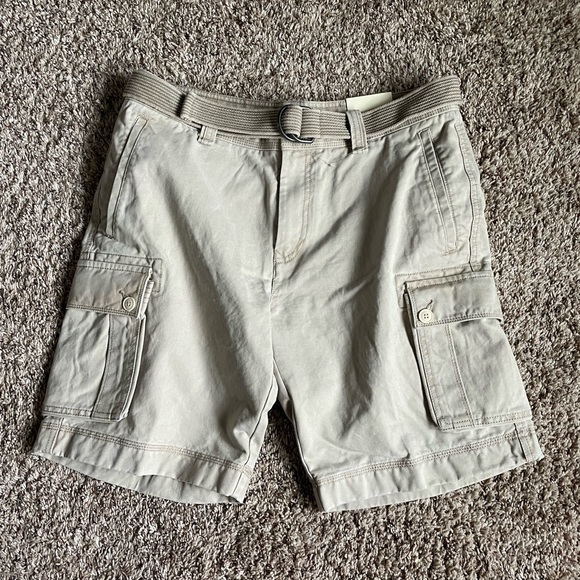 Tommy Hilfiger | Shorts | Tommy Hilfiger Cream Color Cargo Shorts With ...